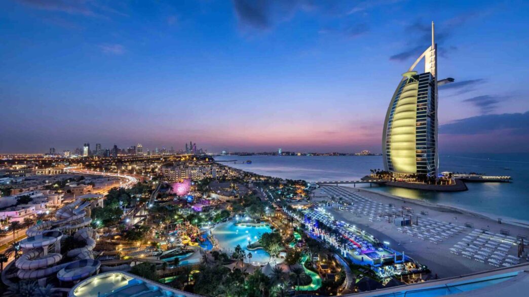 The Evolution of Dubai: From Desert to Global Metropolis – The Economic ...